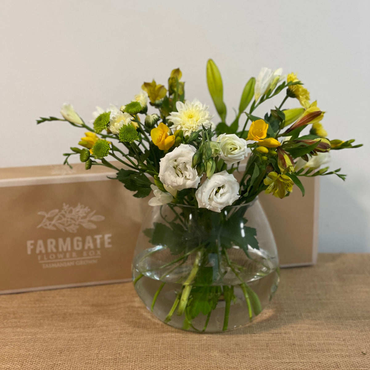 COTTAGE FARM VASE – Farmgate Flowers Direct